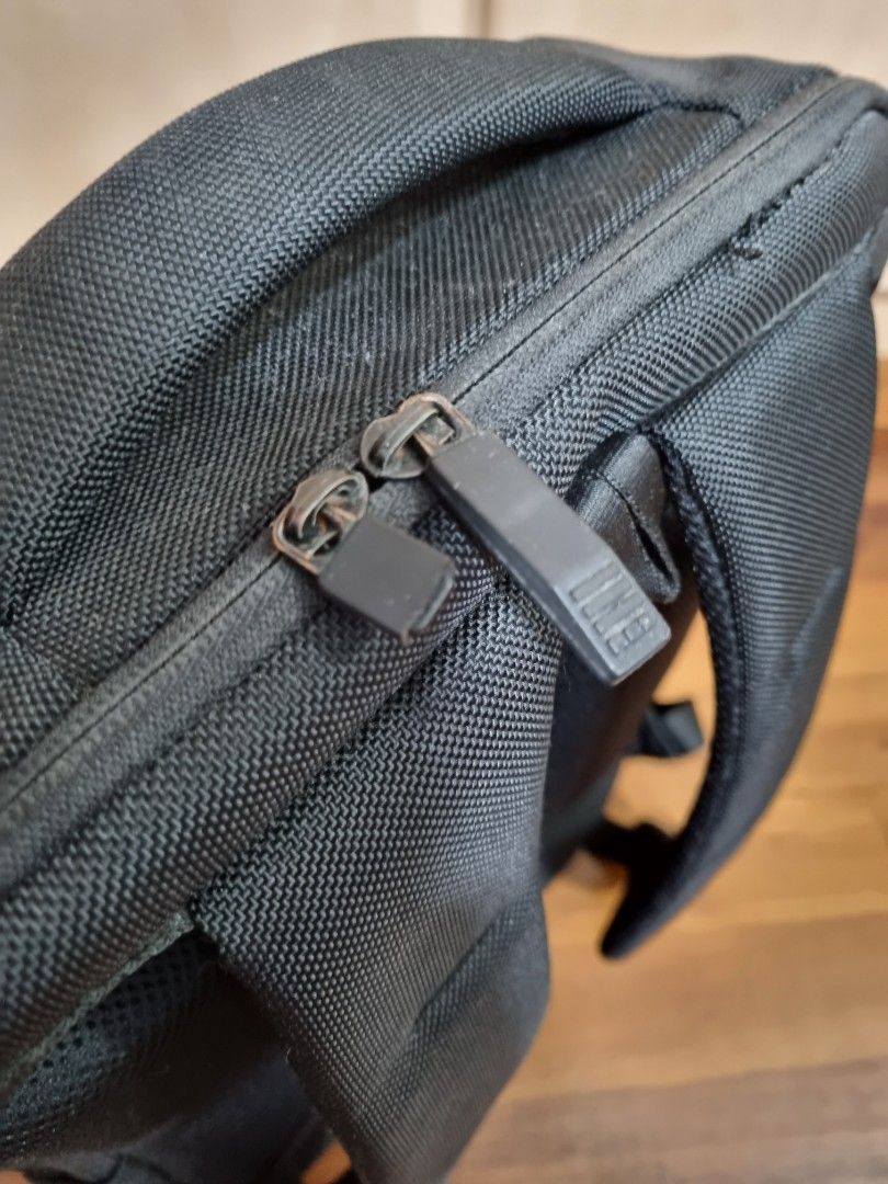 Samsonite RED backpack, Men's Fashion, Bags, Backpacks on Carousell