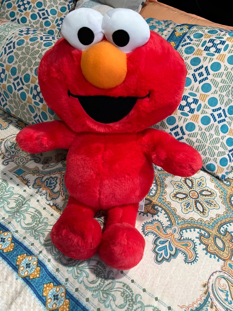 Sesame Street Elmo Plush, Hobbies & Toys, Toys & Games on Carousell