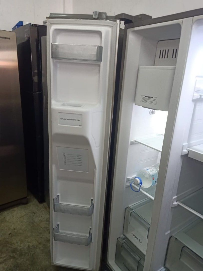 Side by side auto ise maker, TV & Home Appliances, Kitchen Appliances ...