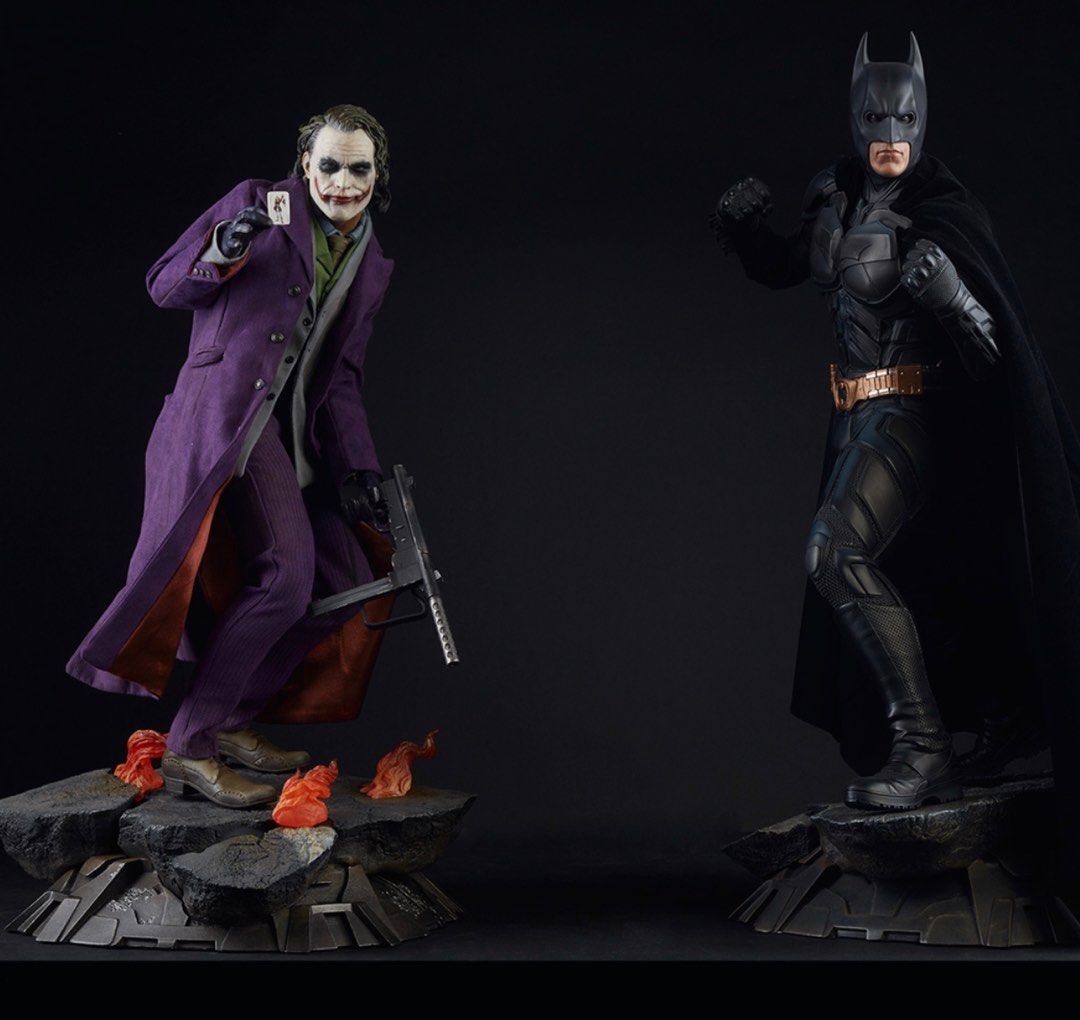 Sideshow dark knight batman and joker premium format exclusive, Hobbies ...