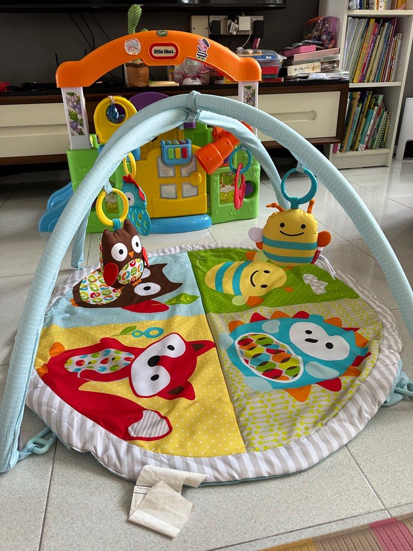 Skiphop activity gym mat, Babies & Kids, Infant Playtime on Carousell