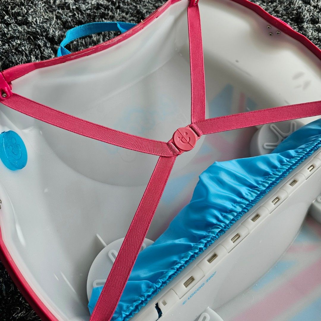 Trunki Kids Suitcase Luggage Bag Sit & Pull Tug, Hobbies & Toys, Travel ...