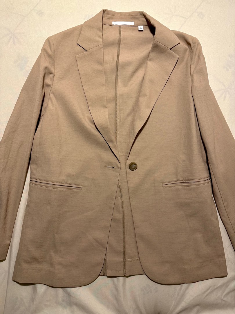 Uniqlo Beige Oversized Blazer, Women's Fashion, Coats, Jackets and ...