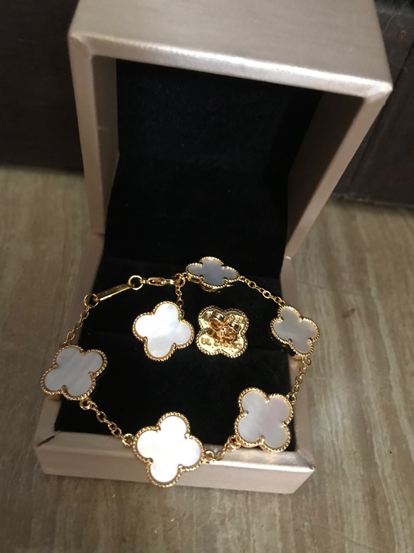 VCA set, Women's Fashion, Jewelry & Organizers, Bracelets on Carousell