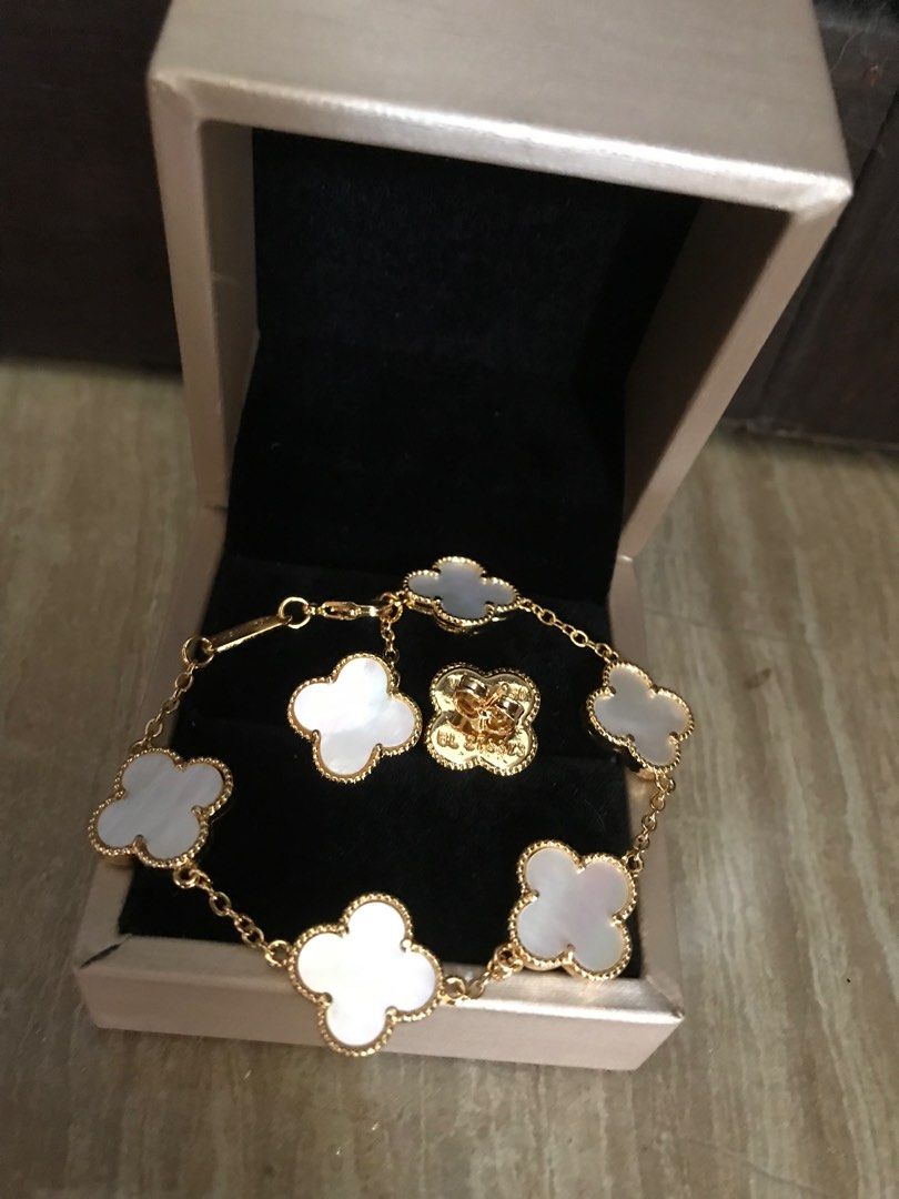 VCA set, Women's Fashion, Jewelry & Organizers, Bracelets on Carousell