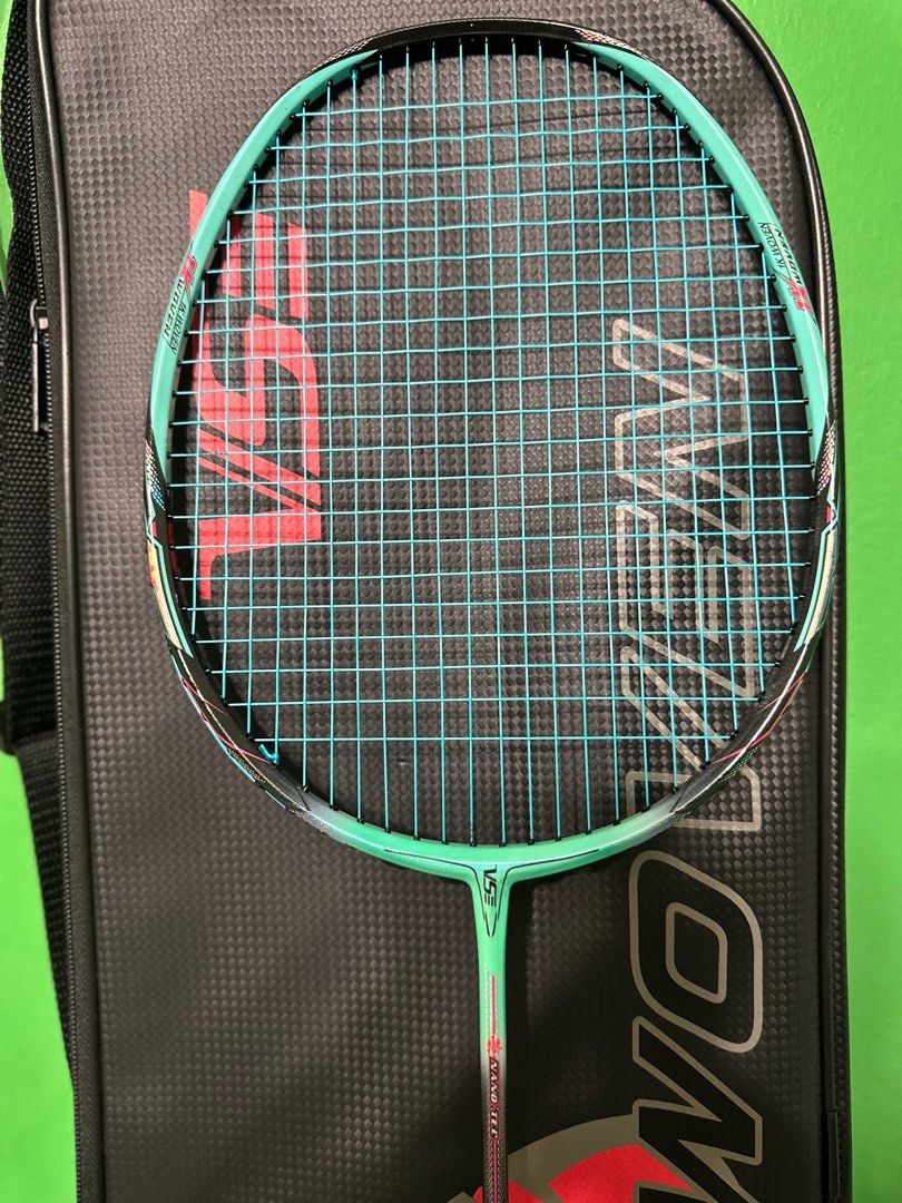 Venson Ultra Woven 70X Badminton Racket, Sports Equipment, Sports ...