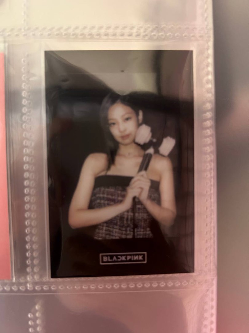wts jennie lightstick v2 pc, Hobbies & Toys, Memorabilia & Collectibles ...