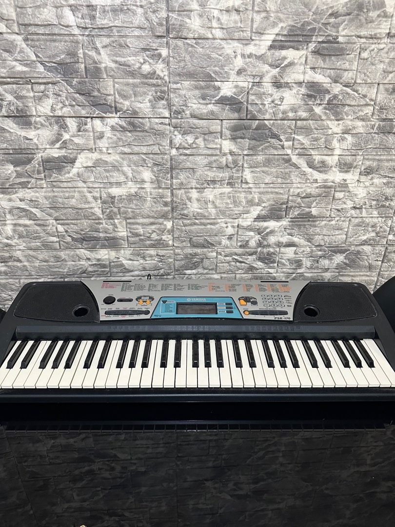 Yamaha PSR 170 Keyboard, Hobbies & Toys, Music & Media, Musical ...