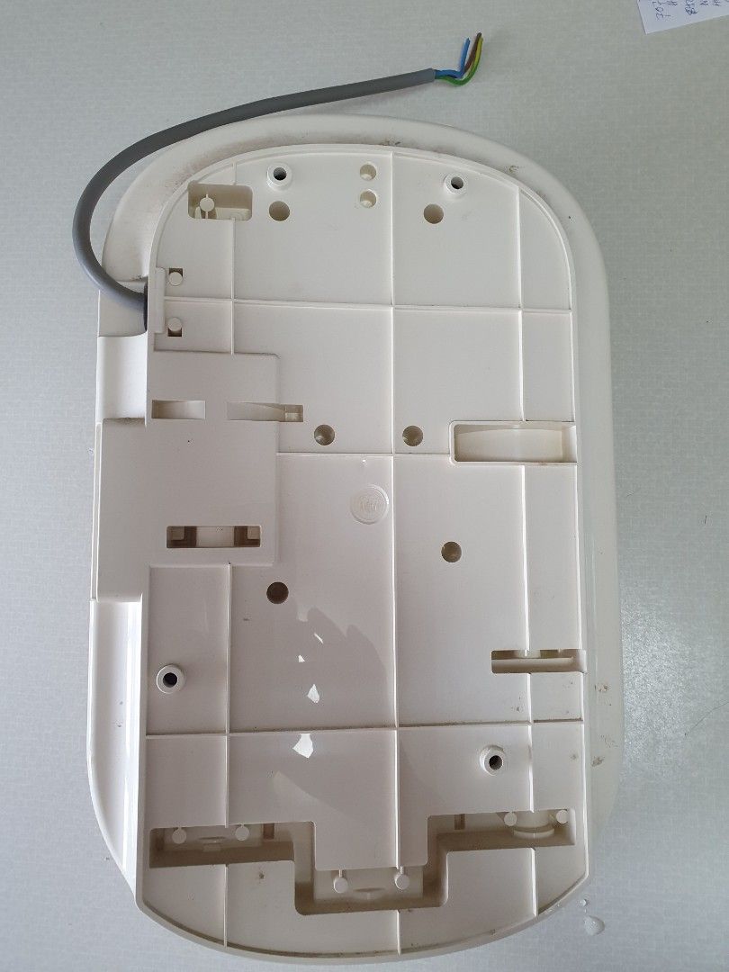 707 PRINCETON INSTANT WATER HEATER, TV & Home Appliances, Water Heater ...