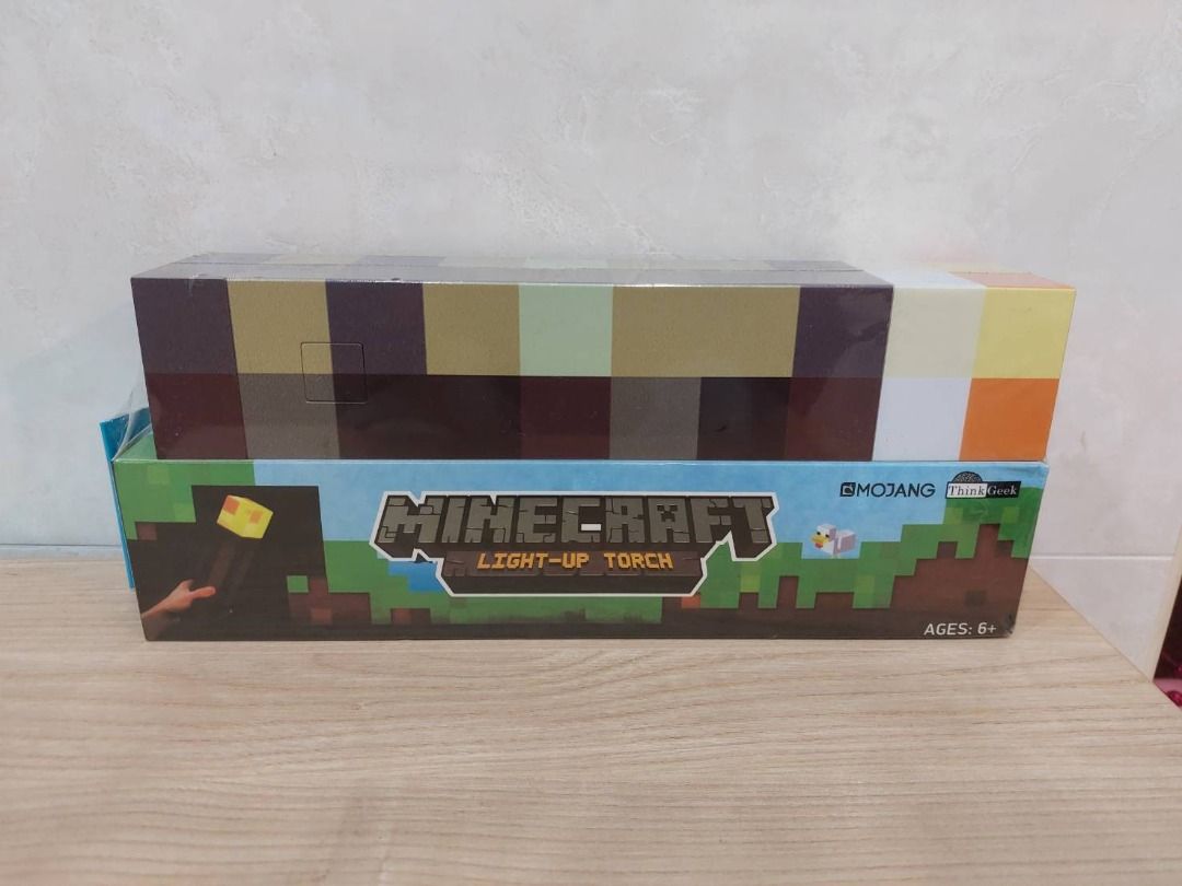 全新 Minecraft 當個創世神 麥塊 火材 火把燈 小夜燈 壁燈 USB充電 小夜燈 三種顏色 武器 可掛牆壁, 電玩遊戲相關, 主機配件與周邊商品, 其他遊戲週邊商品在旋轉拍賣