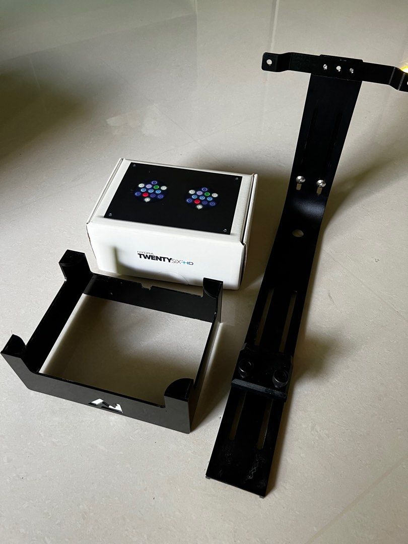 AI HYDRA 26 with mounting n diffuser, Pet Supplies, Homes & Other Pet ...