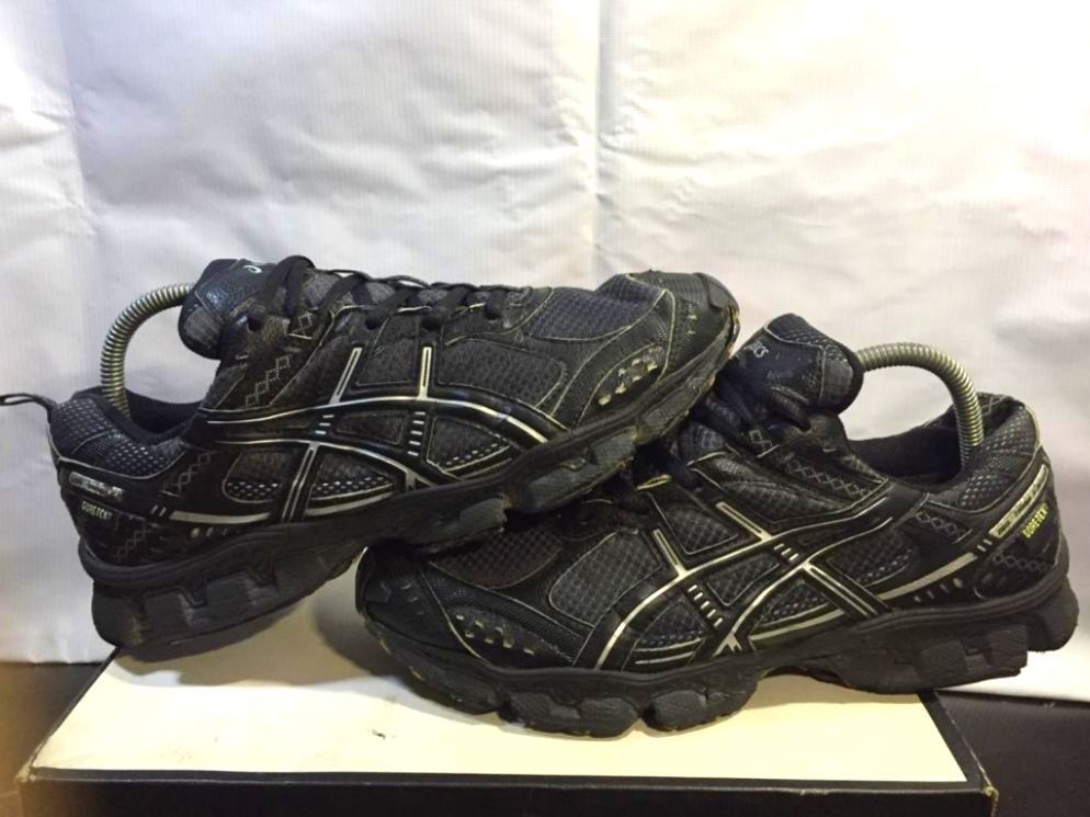 ASICS GORE-TEX, Men's Fashion, Footwear, Sneakers on Carousell