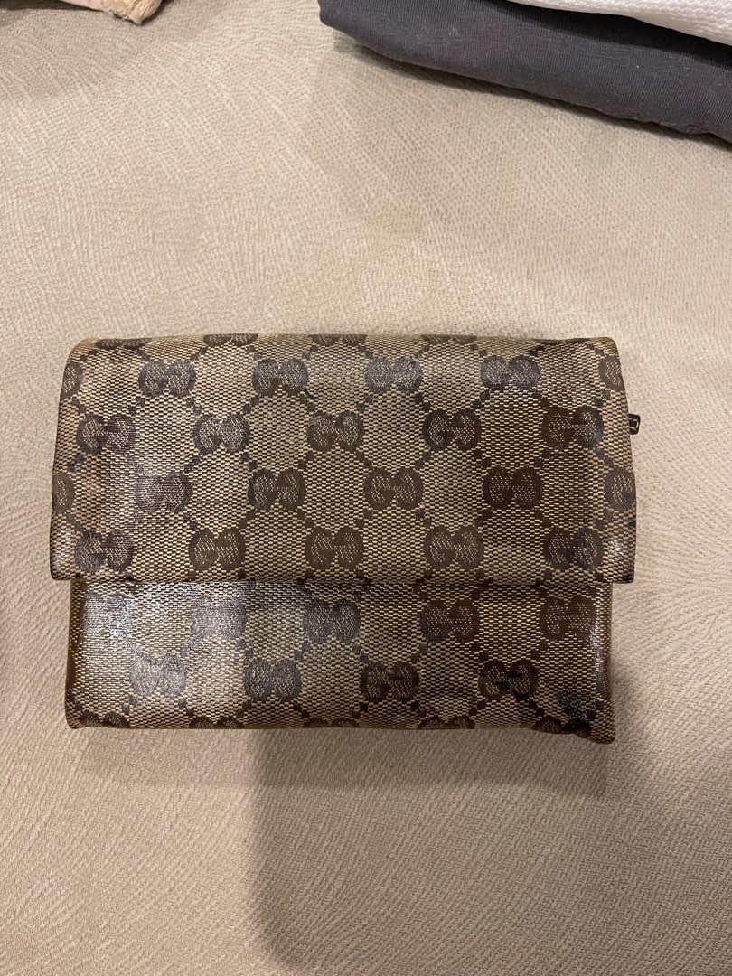 Authentic Vintage Gucci wallet, Luxury, Bags & Wallets on Carousell