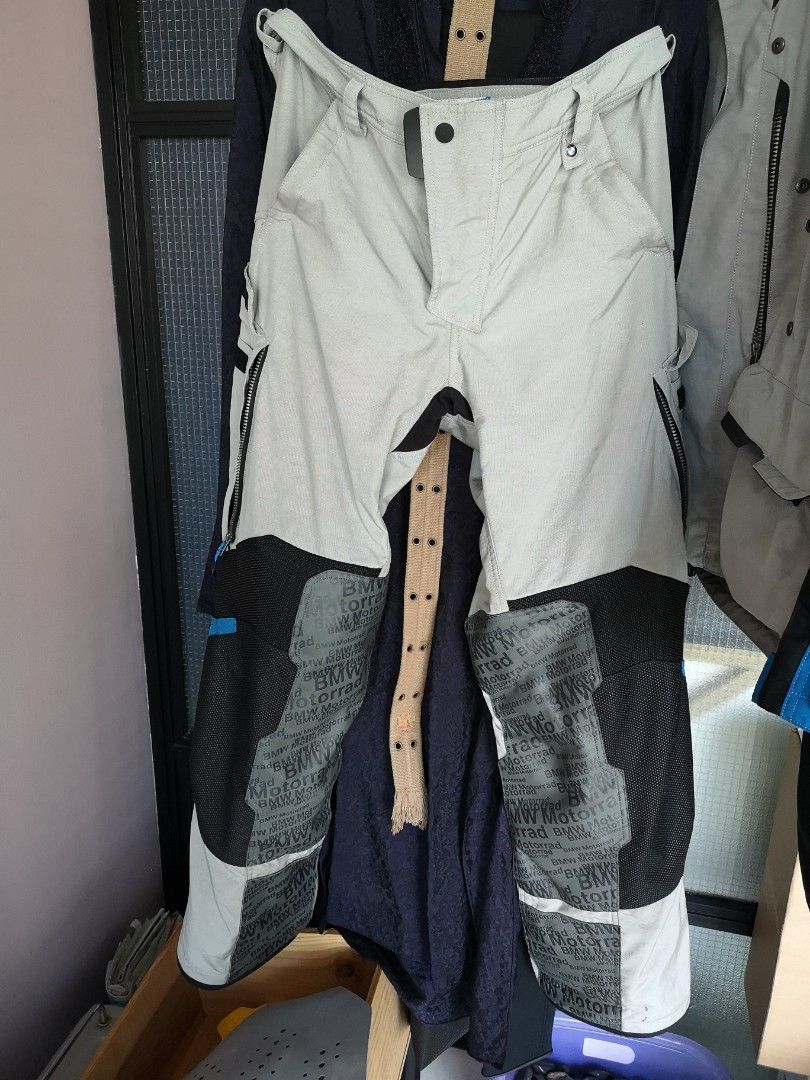 BMW Motorrad men's Rallye suit, Motorcycles, Motorcycle Apparel on ...