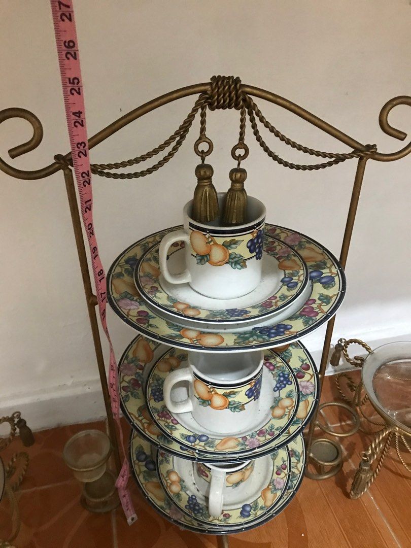 Classic Tea Set etc, Furniture & Home Living, Home Decor, Other Home Decor on Carousell