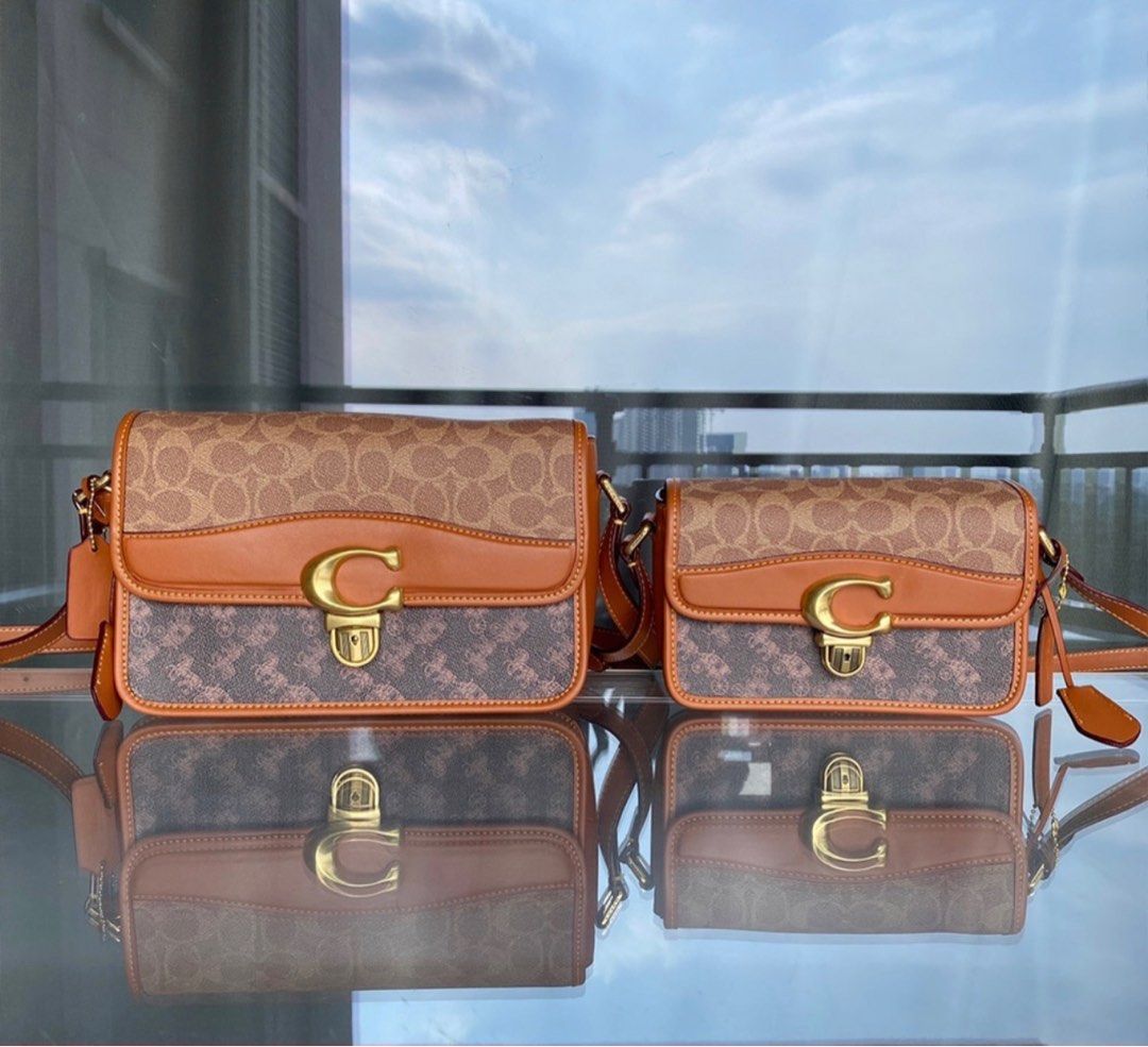 Coach Studio Shoulder Bag in Signature Canvas, Women's Fashion, Bags ...