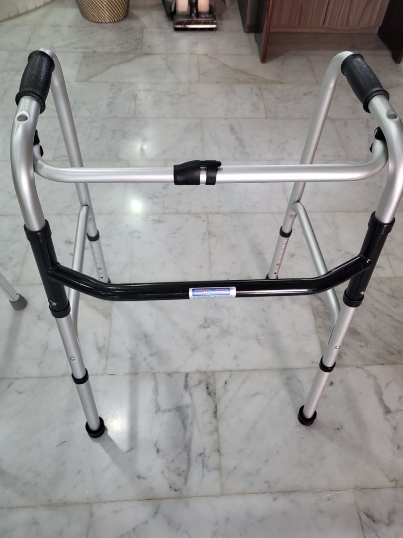 Collapsible walking frame , Health & Nutrition, Assistive ...