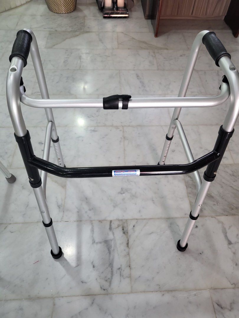 Collapsible walking frame , Health & Nutrition, Assistive ...