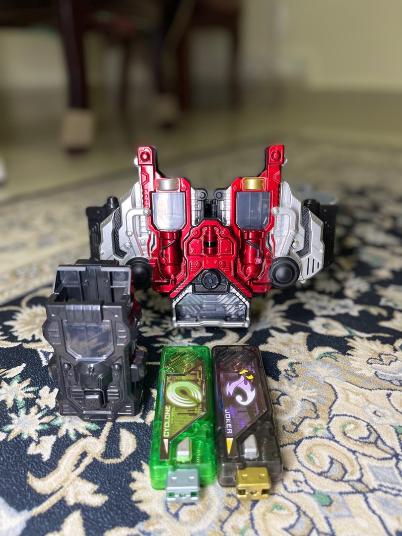 Kamen Rider W Henshin Belt DX, Hobbies & Toys, Toys & Games on Carousell