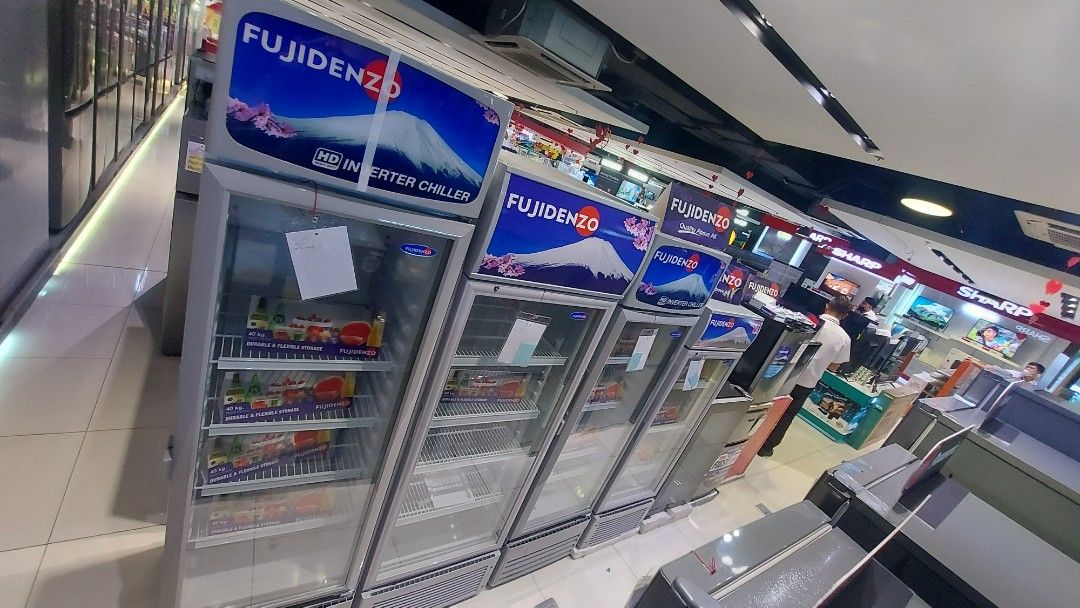 Fujidenzo upright chiller sale, TV & Home Appliances, Kitchen ...