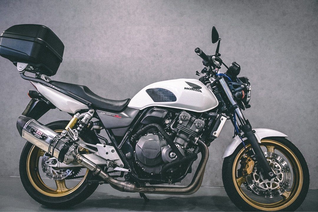 Honda CB400 Revo, Motorcycles, Motorcycles for Sale, Class 2A on Carousell