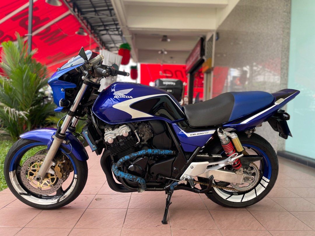 Honda CB400 spec 3, Motorcycles, Motorcycles for Sale, Class 2A on Carousell
