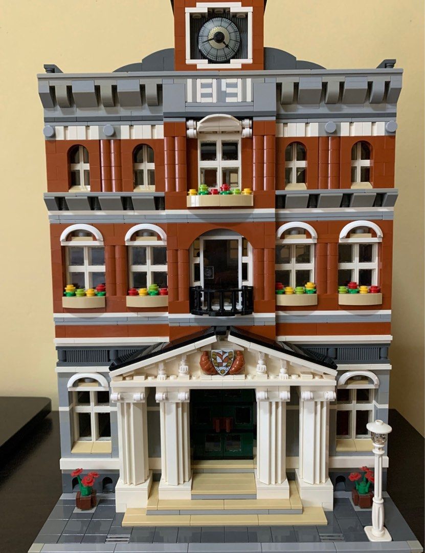 Lego Modular Fire Station 10197 Town Hall 10224 Set, Hobbies & Toys ...