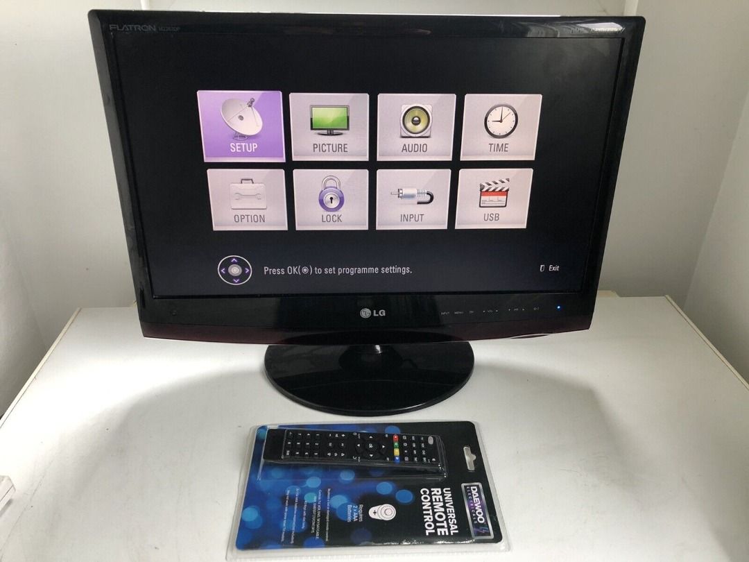LG Flatron M2262D 22" 1080p HD LCD TV With Remote, TV & Home Appliances ...