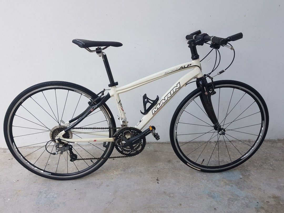Marin 2010 Mill Vally hybrid semi carbon bike, Sports Equipment ...