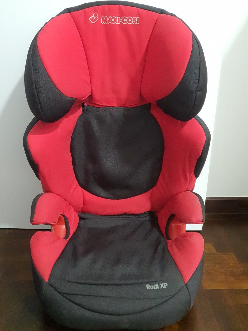 Maxi Cosi Booster Seat, Babies & Kids, Going Out, Car Seats on Carousell
