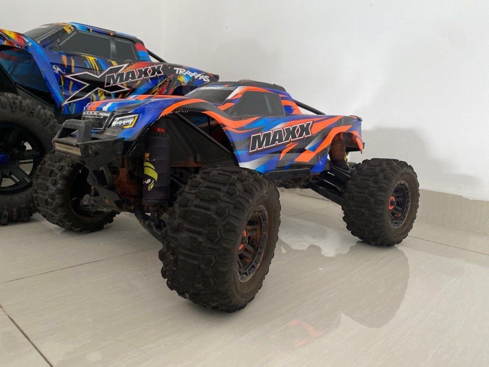 Maxx v2, Hobbies & Toys, Toys & Games on Carousell