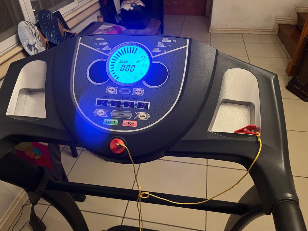 Muscle Power electronic treadmill, Sports Equipment, Exercise & Fitness ...