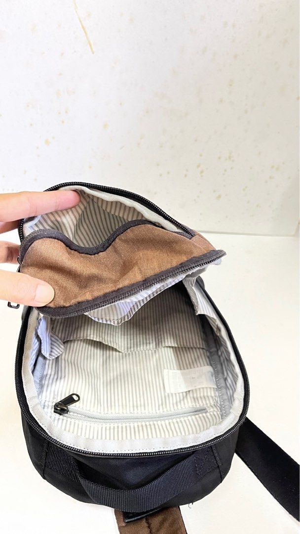 Nepa Crossbody Bag with usb port and cable, Sports Equipment, Hiking ...