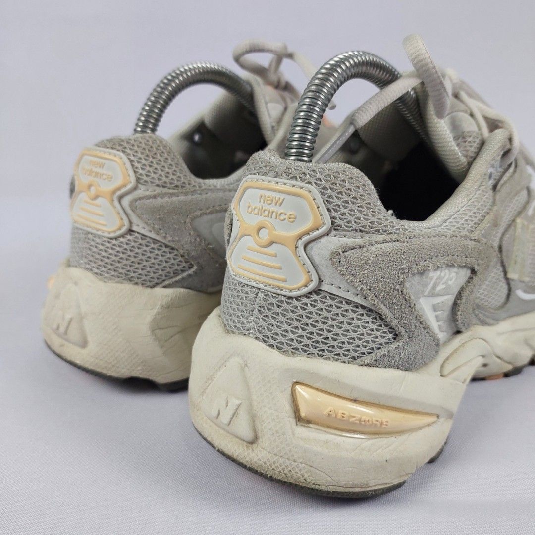 New Balance 725 - Arctic Fox, Men's Fashion, Footwear, Sneakers on ...