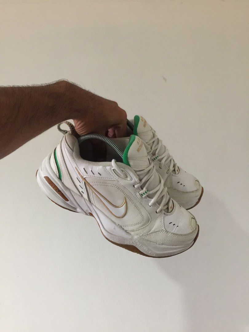 Nike Air Monarch, Fesyen Pria, Sepatu , Sneakers di Carousell