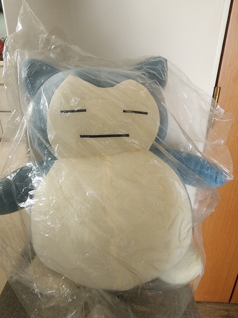 Original Snorlax Plushie, Hobbies & Toys, Toys & Games on Carousell