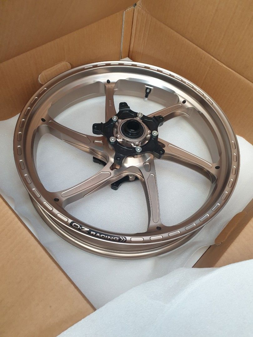 OZ Racing rims Yamaha R1, Motorcycles, Motorcycle Accessories on Carousell