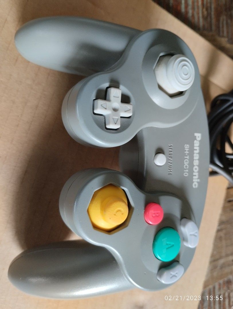 Panasonic Q GameCube controller SH-TGC10, Video Gaming, Gaming ...