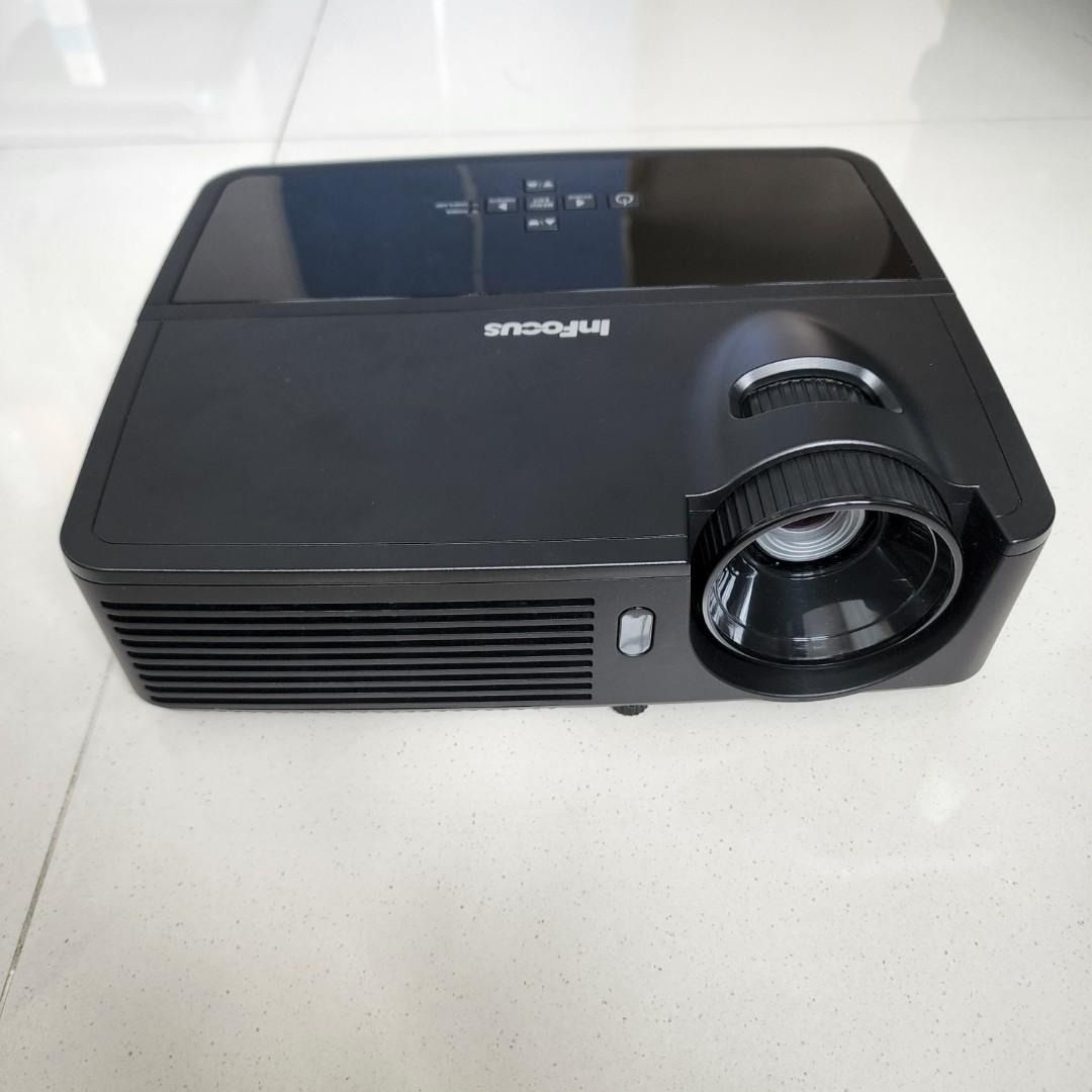 projector with vga inputs, TV & Home Appliances, TV & Entertainment ...