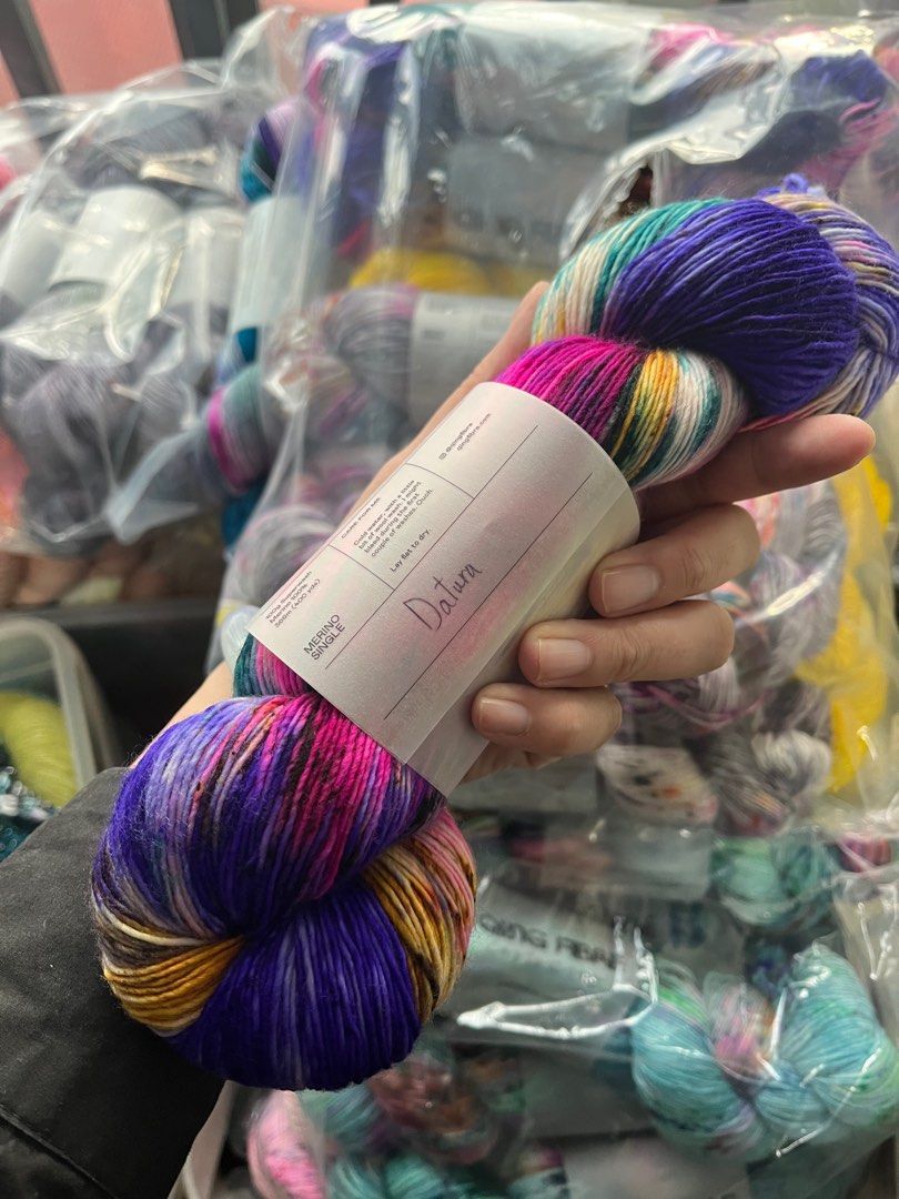 Qing Fibre Merino Single Datura, Hobbies & Toys, Stationery & Craft ...