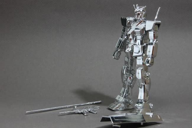 Rare Gundam X Dengeki hobby One year anniversary RX-78-2 Gundam Silver ...