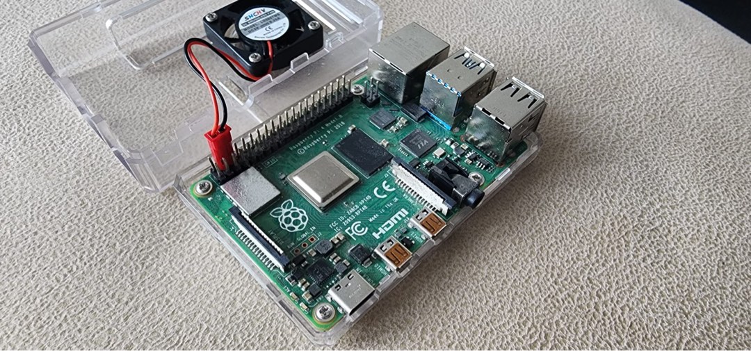 Raspberry Pi 4B 4GB With case, 電腦＆科技, 電腦周邊及配件, 電腦周邊產品 - Carousell