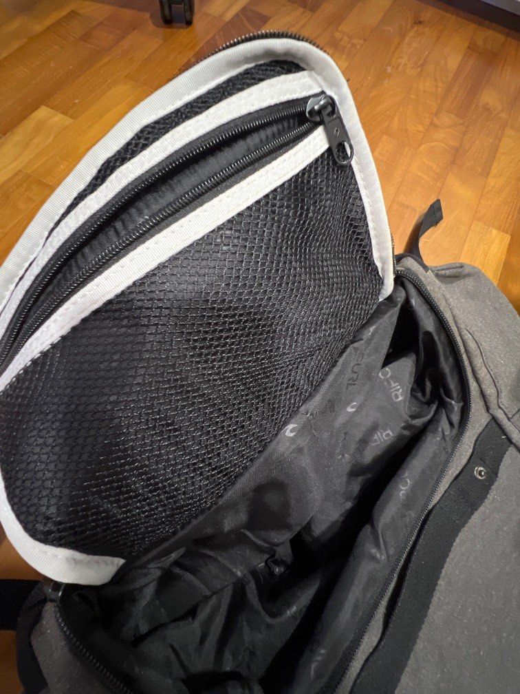 Rip curl Backpack, Men's Fashion, Bags, Backpacks on Carousell