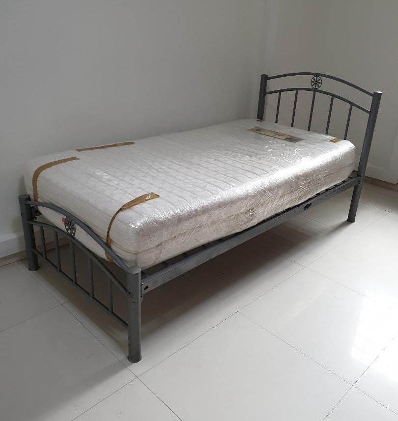 Single Metal Flame Bed, Furniture & Home Living, Furniture, Bed Frames ...