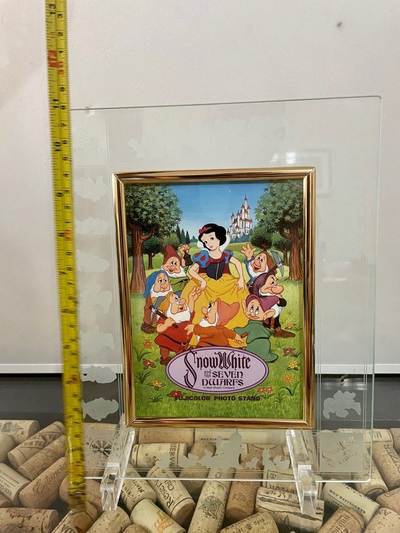 Snow white Edition - glass carved picture frame - Disney release ...