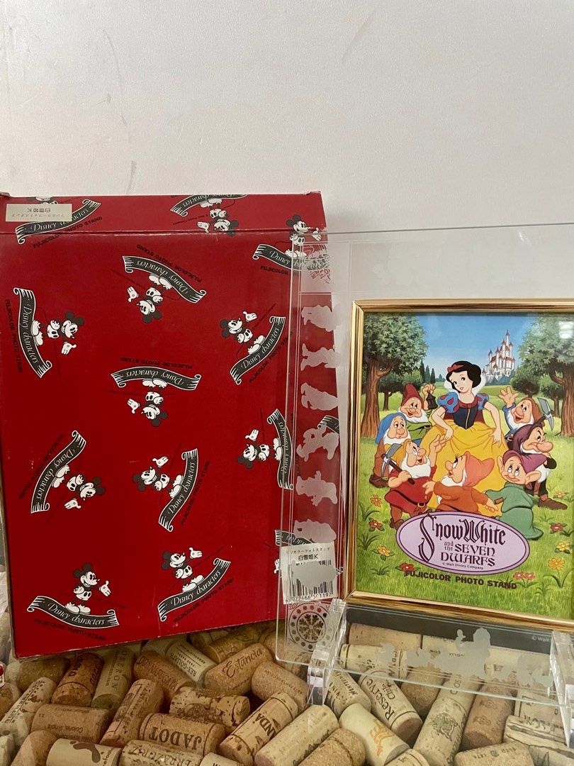Snow white Edition - glass carved picture frame - Disney release ...