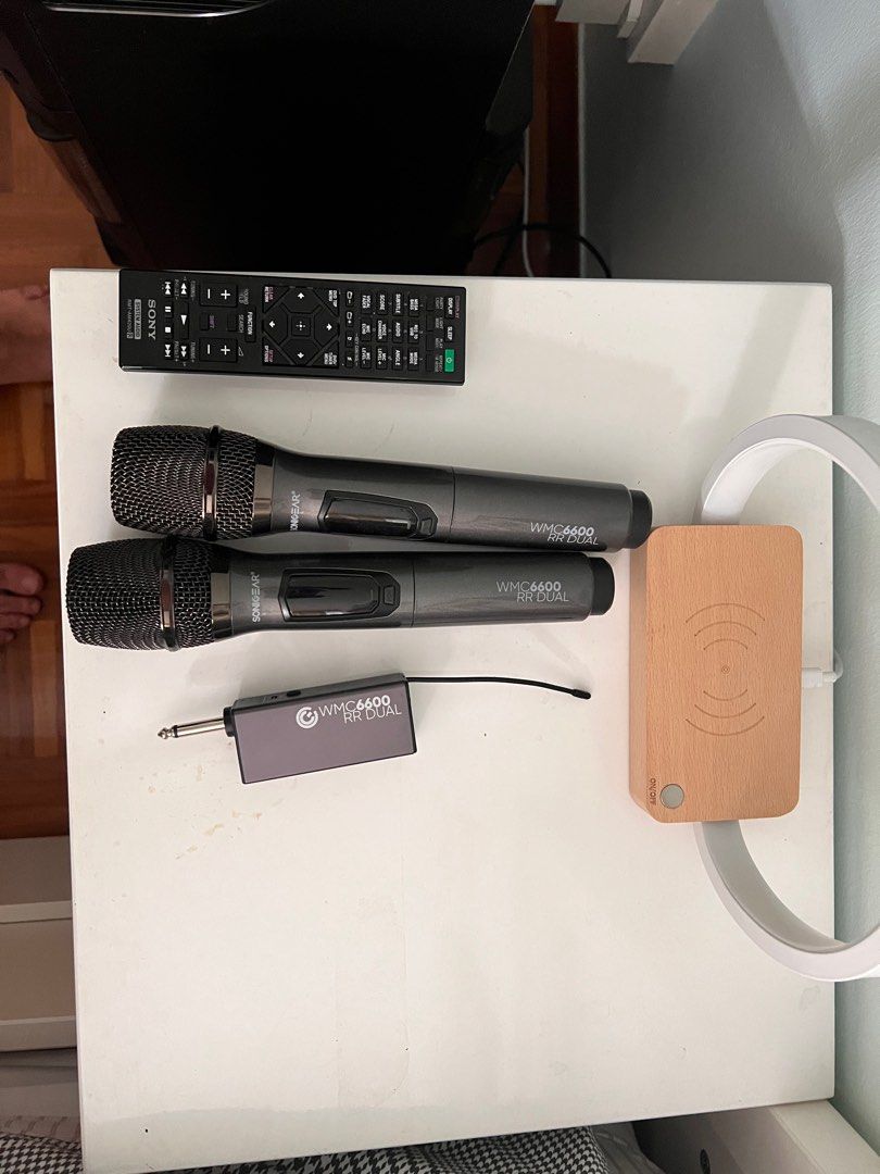 Sony MHC-V72D karaoke machine with cordless microphones, Audio ...