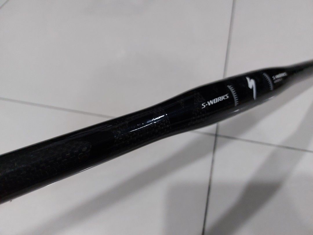 Specialized carbon fibre handlebar 700mm, Sports Equipment, Bicycles ...