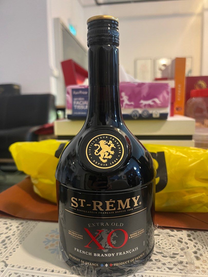 ST Remy extra old XO brandy, Food & Drinks, Alcoholic Beverages on Carousell