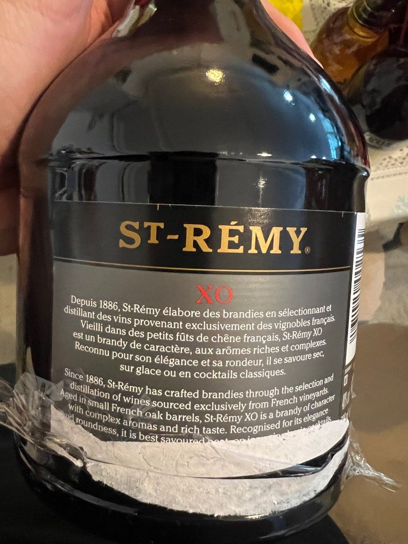 ST Remy extra old XO brandy, Food & Drinks, Alcoholic Beverages on Carousell